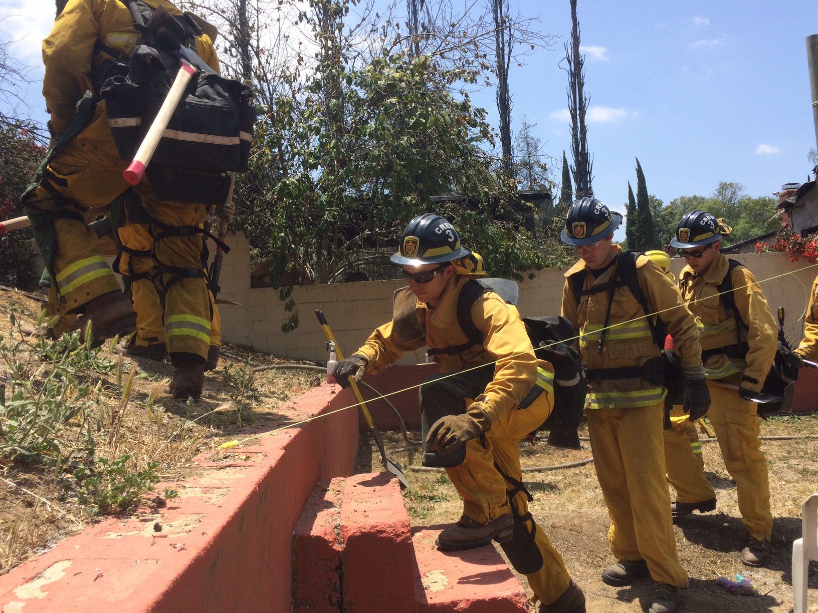 Firefighters Battle Combined Structure and Brush Fire | Los Angeles ...