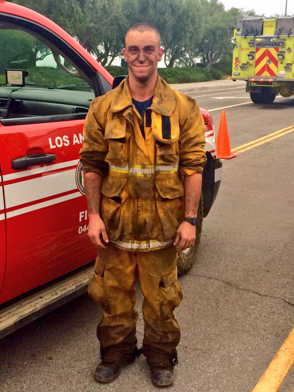 Firefighters Prevail Over Stubborn Mandeville Fire | Los Angeles Fire ...